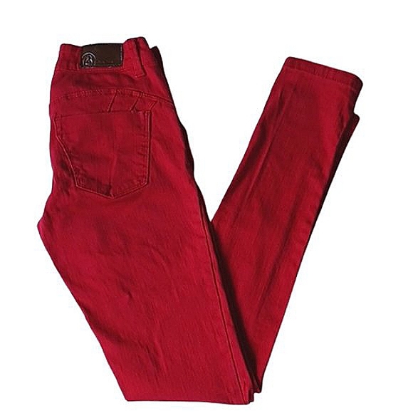 Bluenotes | Jeans | Bluenotes Jordan Low Rise Curvy Red Skinny Jeans Sz ...